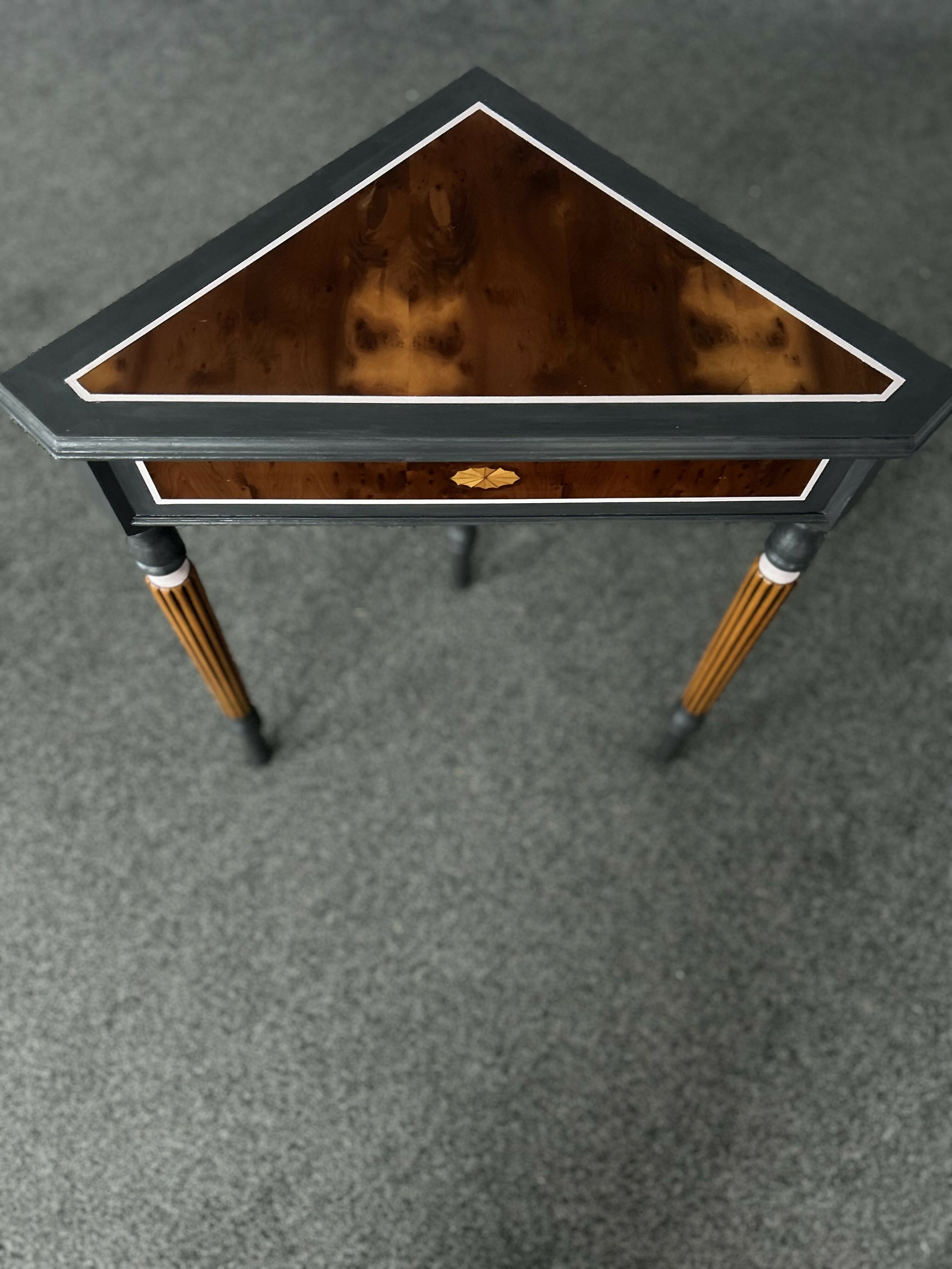 **SOLD** Refurnished Vintage Solid Wood Corner Table – Upcite