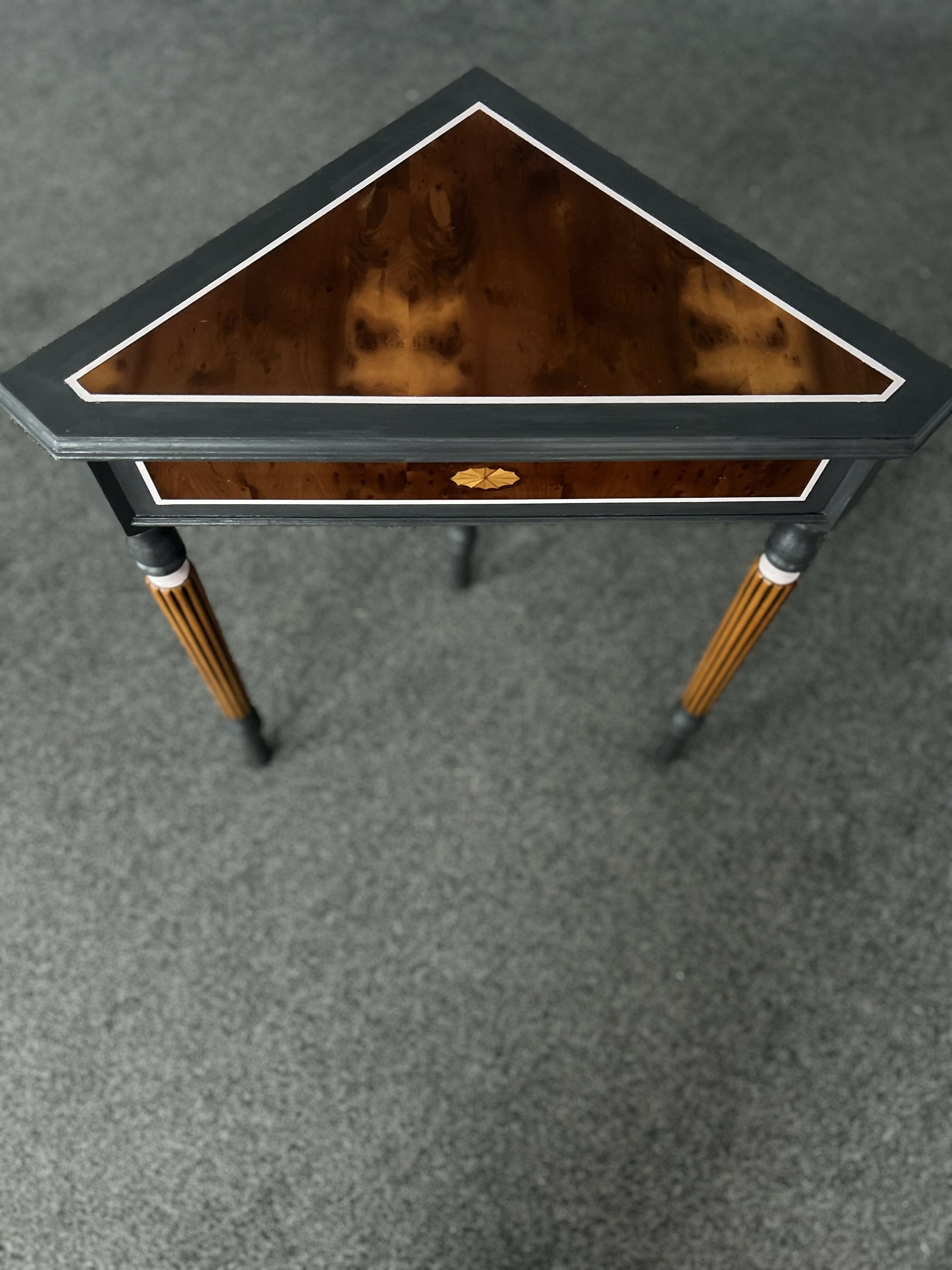 **SOLD** Refurnished Vintage Solid Wood Corner Table – Upcite