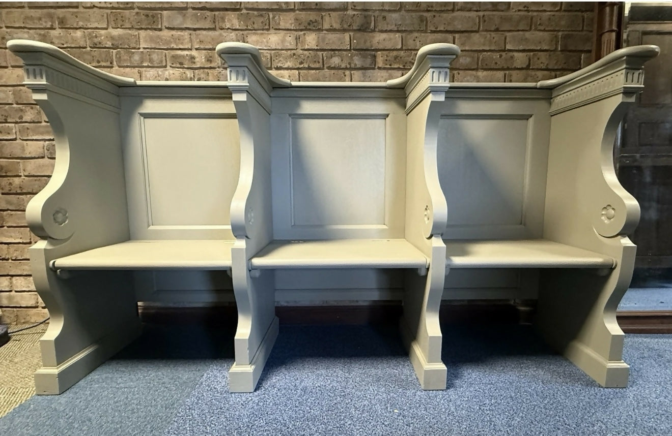 Antique Choir Stall, Church Pew in solid oak with lift up seats. – Upcite